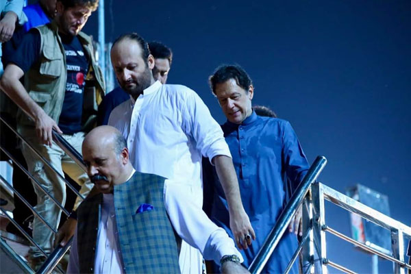 عمران خان کے چیف سیکیورٹی افسر کو ضمانت پر رہا کرنے کا حکم - Daily Sub News